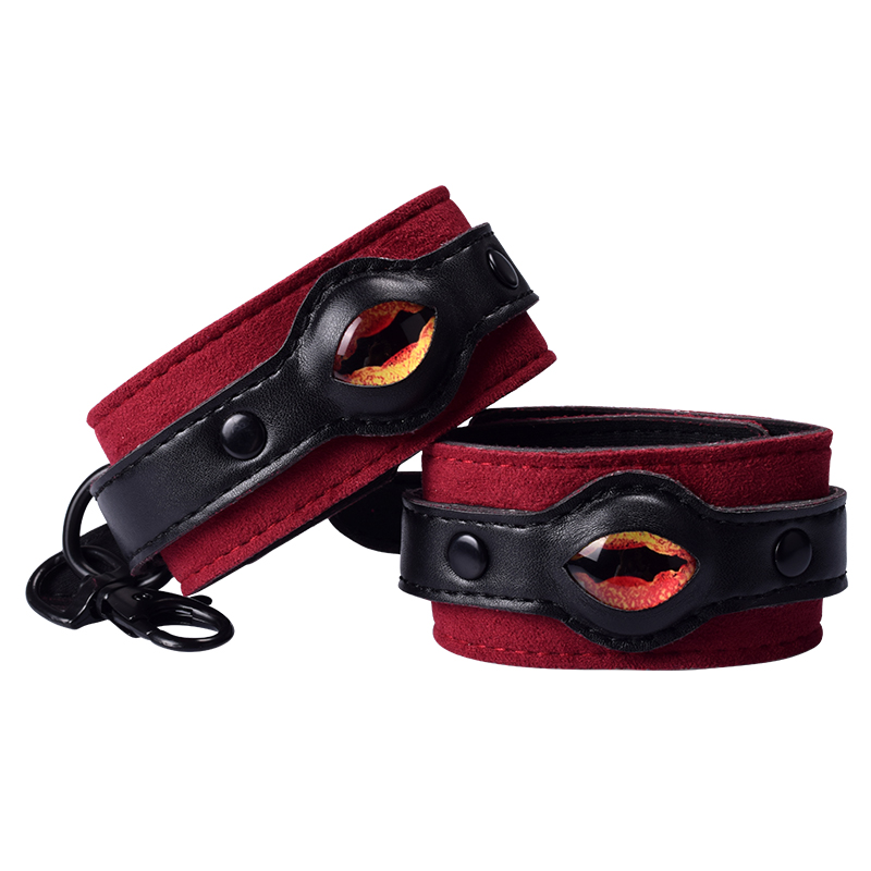 SHAKI Confirmed Your Eyes Crisis Velvet Sensory Deprivation Confinement ...